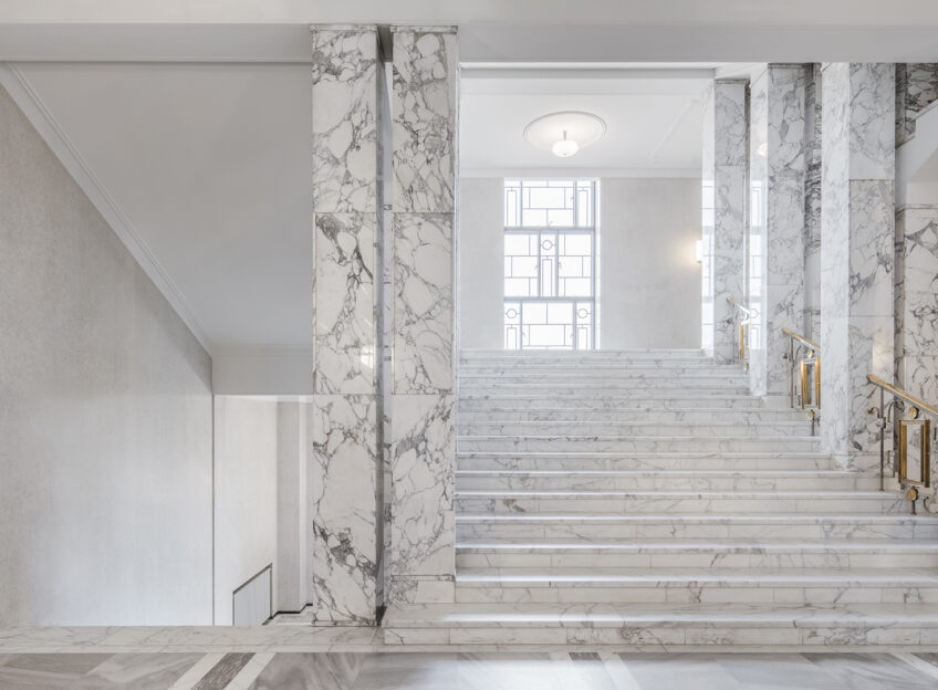 Eduskuntatalon virtuaalikierros - Digimuseo